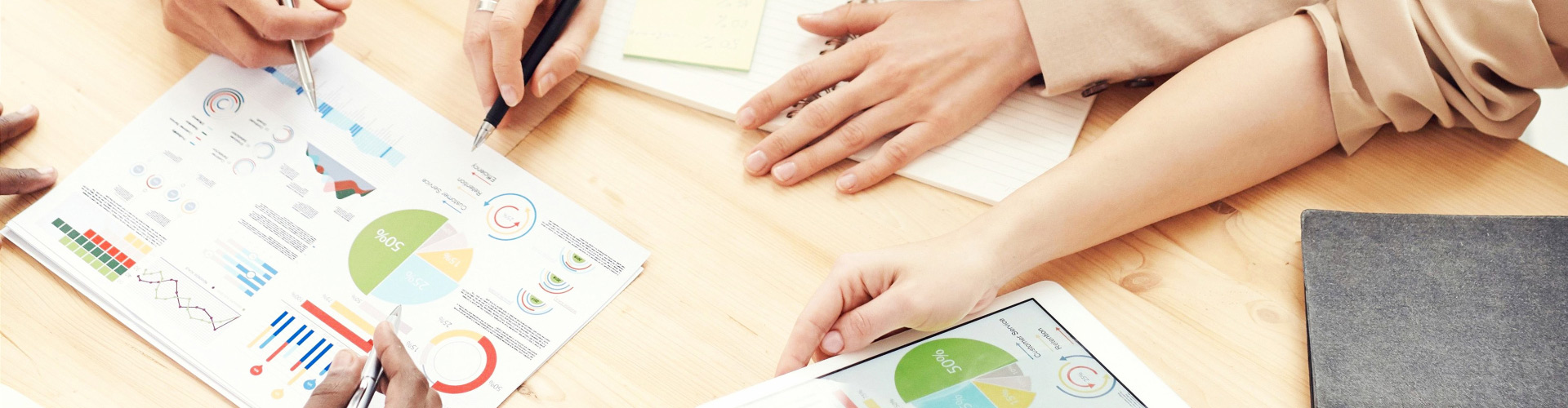 Lectori colaboratori - Integra Consulting SRL